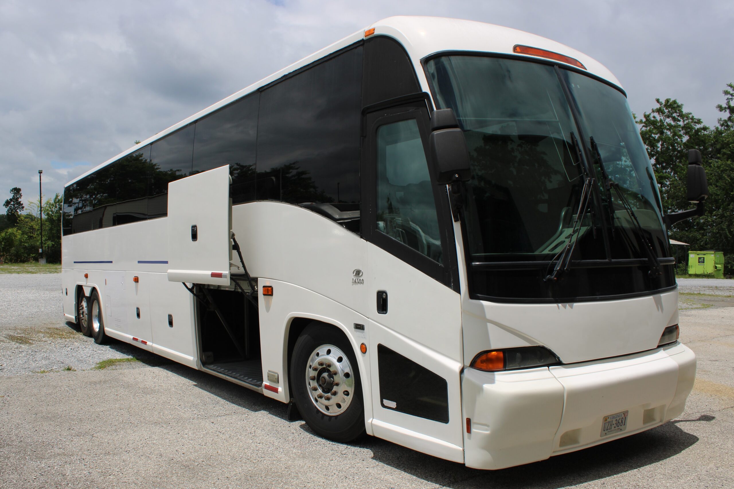2002 MCI J4500, Bus # 1915 - Sawyers Bus Sales & Conversions