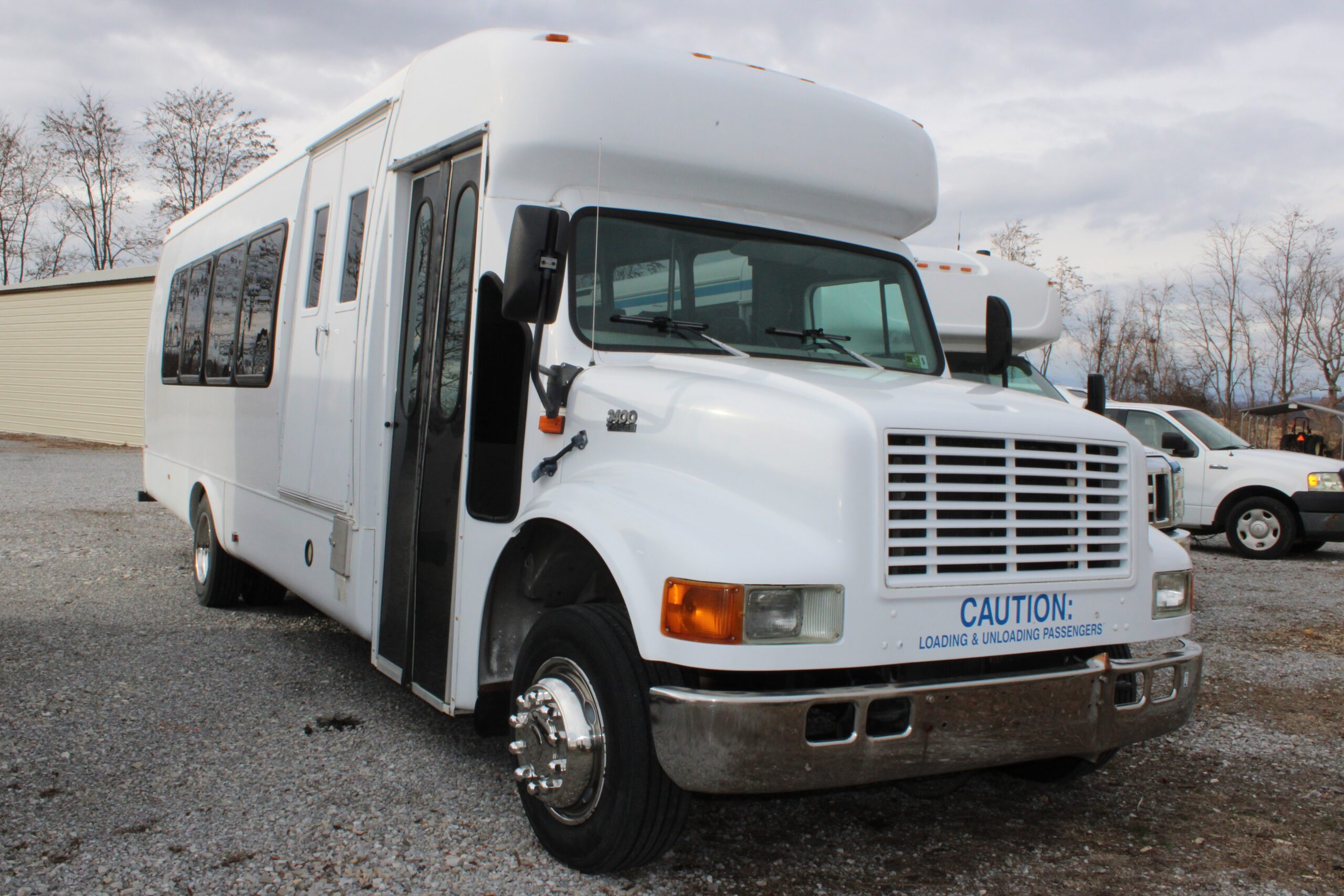 2002 INTERNATIONAL 3400 (Diesel), Bus # 7073 - Sawyers Bus Sales ...